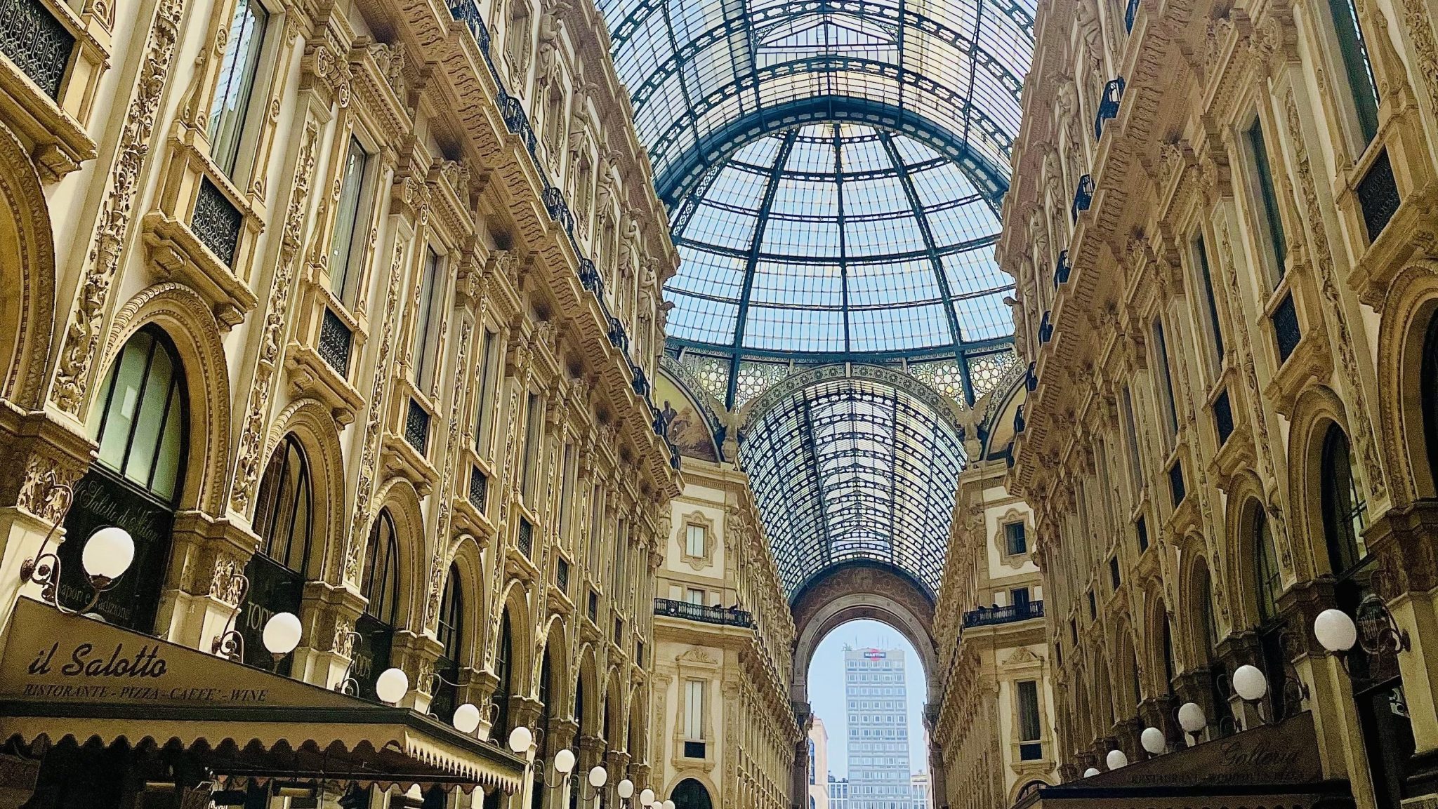 The Luxe Edit - Raneya.com